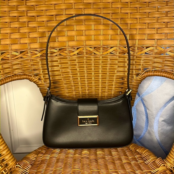 kate spade | Bags | Kate Spade Reegan Small Leather Shoulder Bag Black ...